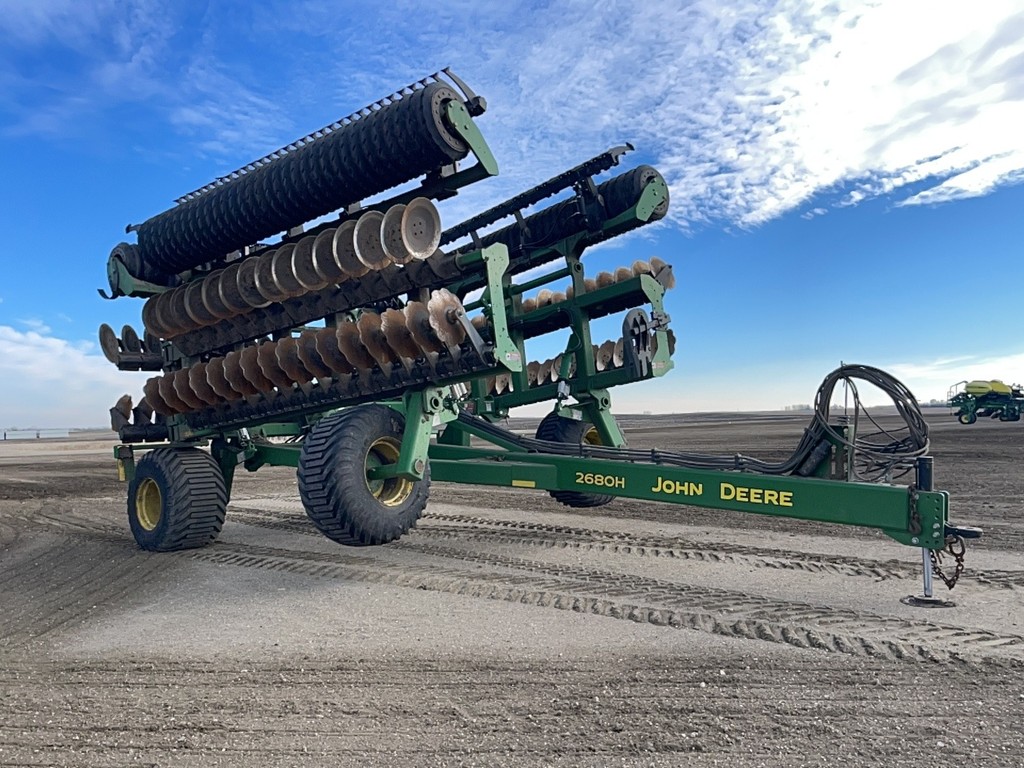 Spring Farm Equipment Consignment Auction - Orr Auctioneers