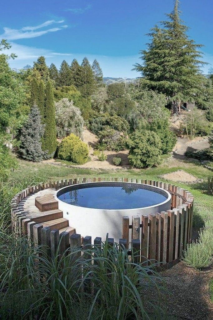 Precast Concrete Plunge Pools for NZ Backyards | Plungee