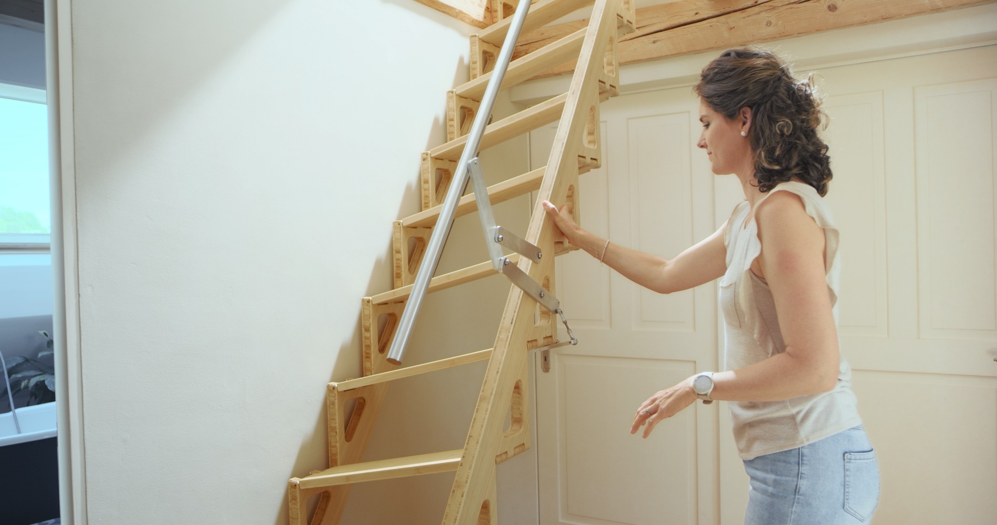 Bcompact - Folding Staircase and Ladder