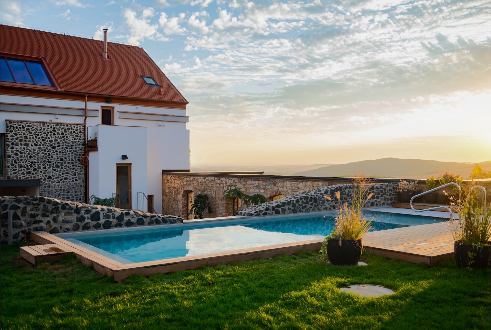 TKC | PRIME LIVING EXPERIENCE