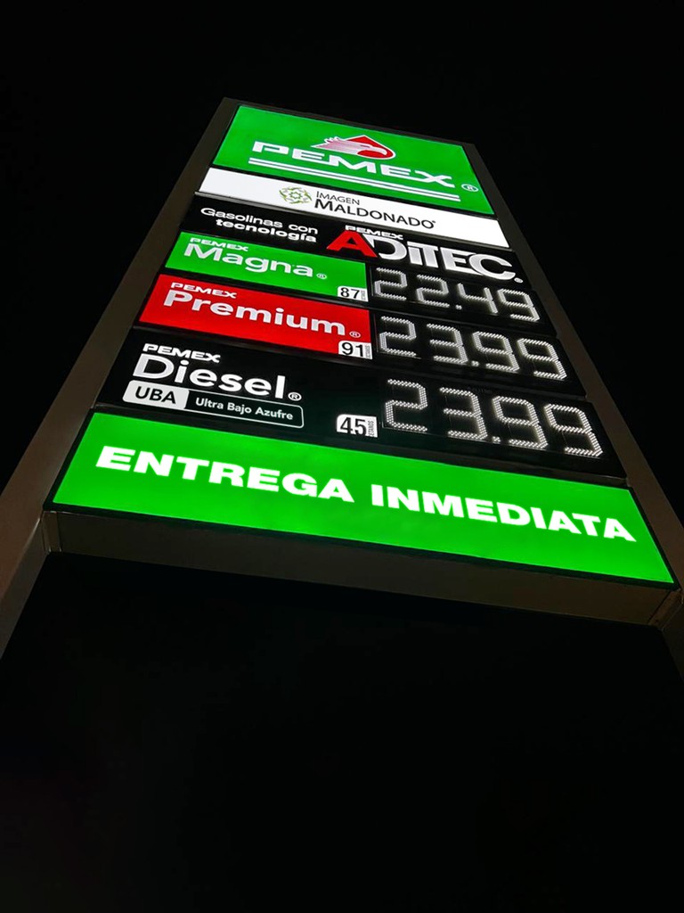 Lonas, Calcomanías y Caratulas Pemex Diesel UBA Ultra Bajo Azufre