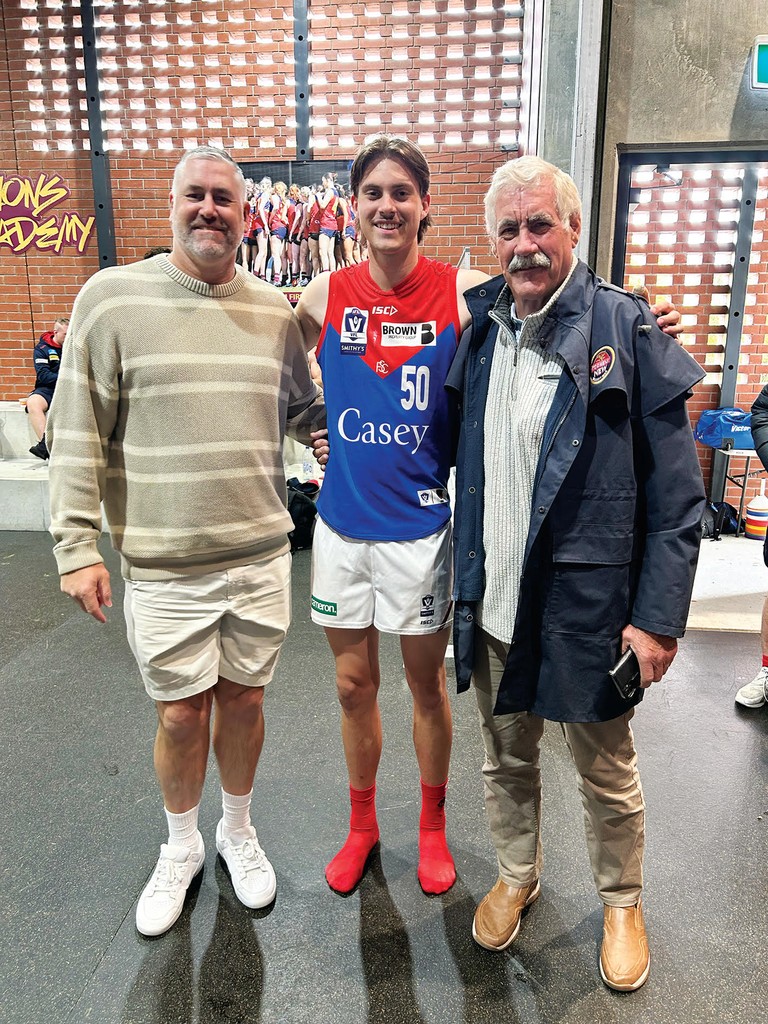 Friendly Bay Islander - GARY ‘WHITEY’ WHITE’S GREAT AFL STORY WITH ...