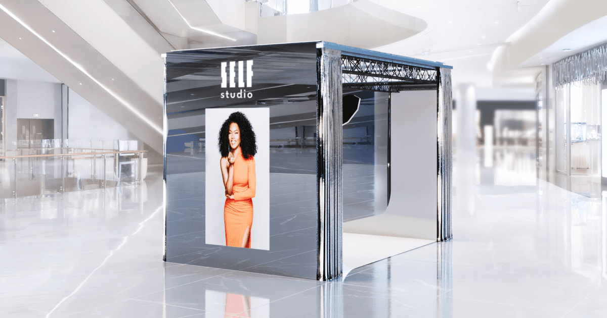 Self portrait photo studio