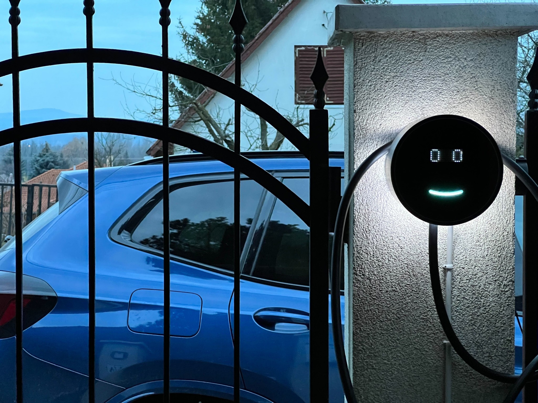 Voltie charging solution