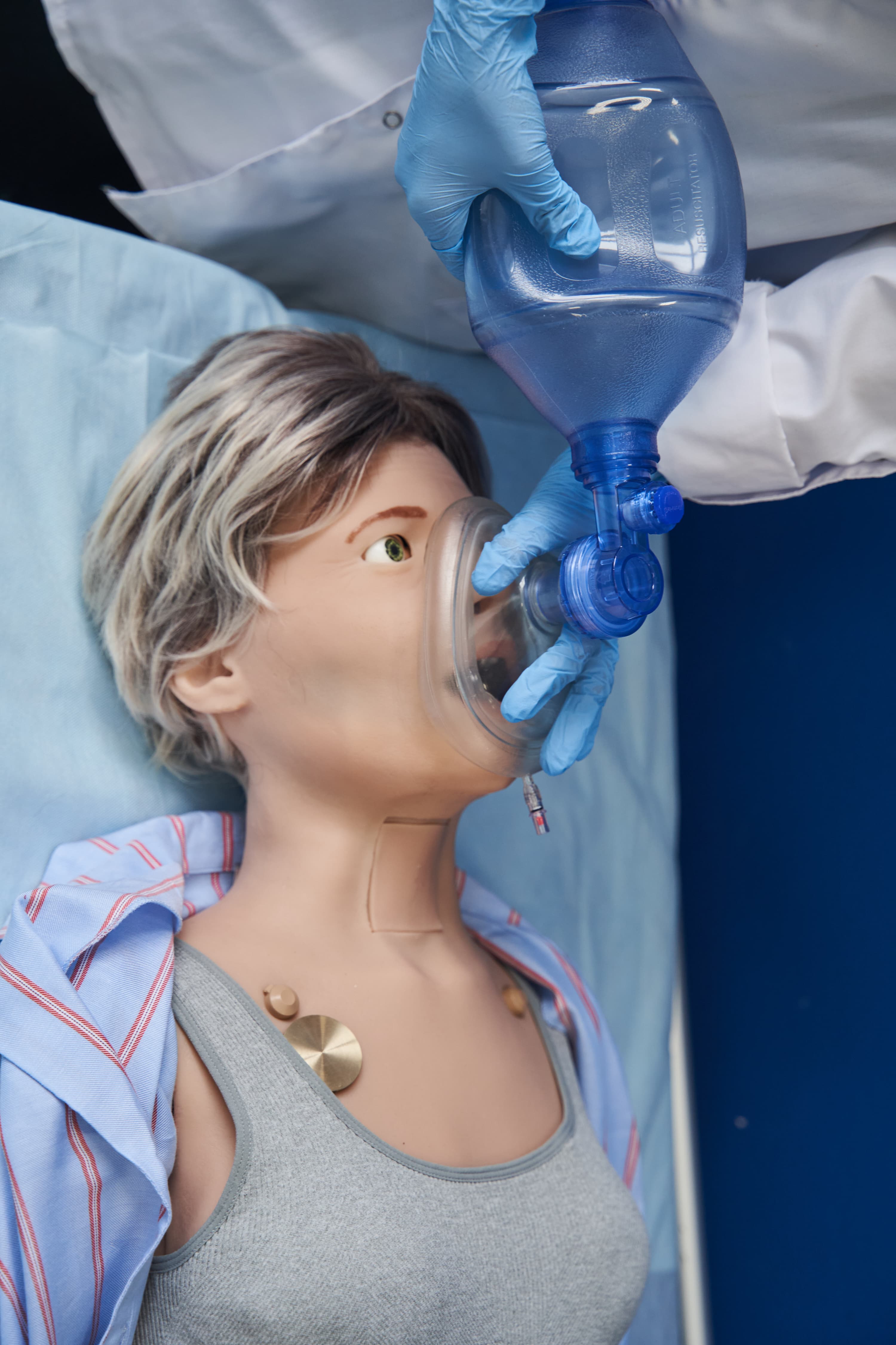 Medical Training Simulation and Simulators for Healthcare Professionals