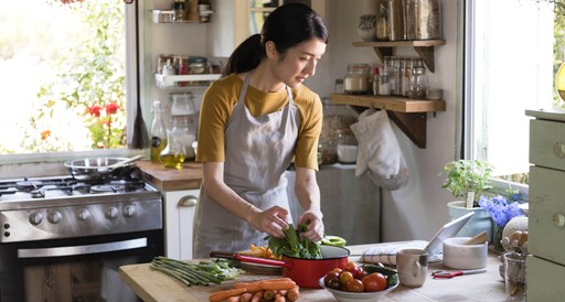 How to Season Food Without Salt (Plus Alternatives) | Season