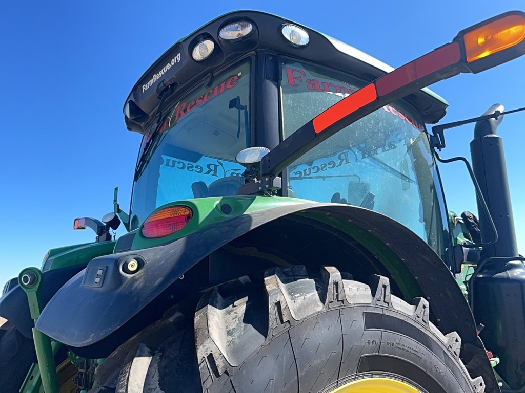 2016 Fire Damaged JD 6175R - Orr Auctioneers