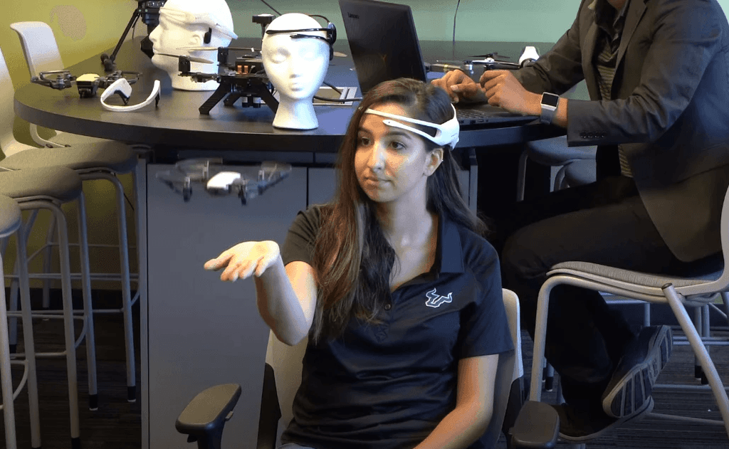 FLEX 2 Saline - 32 Channel Wireless EEG Head Cap System – EMOTIV