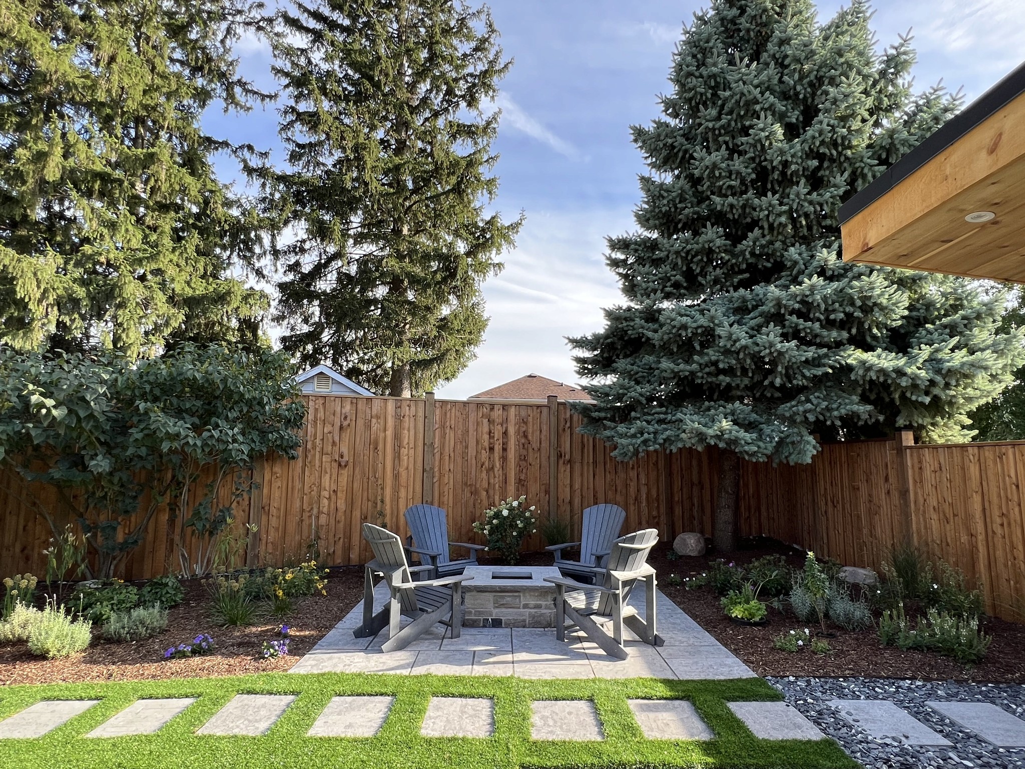 Star Fencing Inc. | Fence & Deck Contractor | Quotes Available