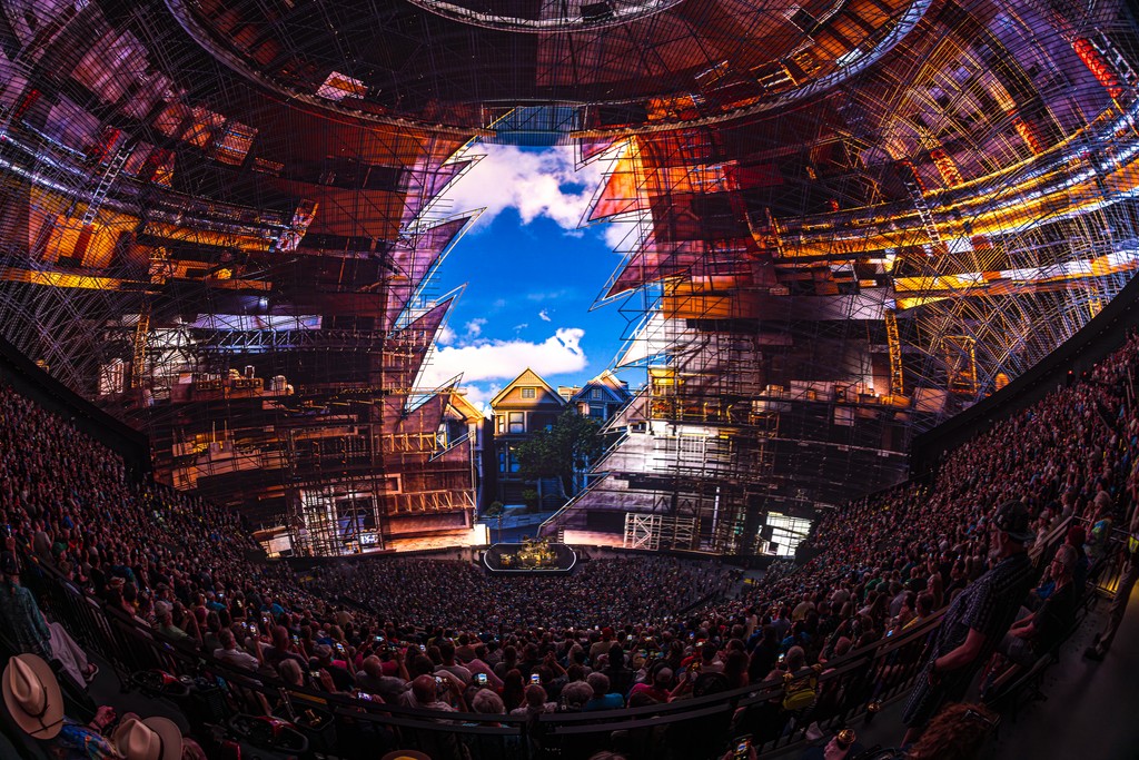 Dead & Company | Vibee