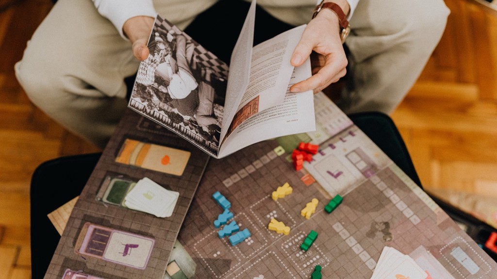 Writing Your Board Game Rulebook - A Complete Guide : Boardssey