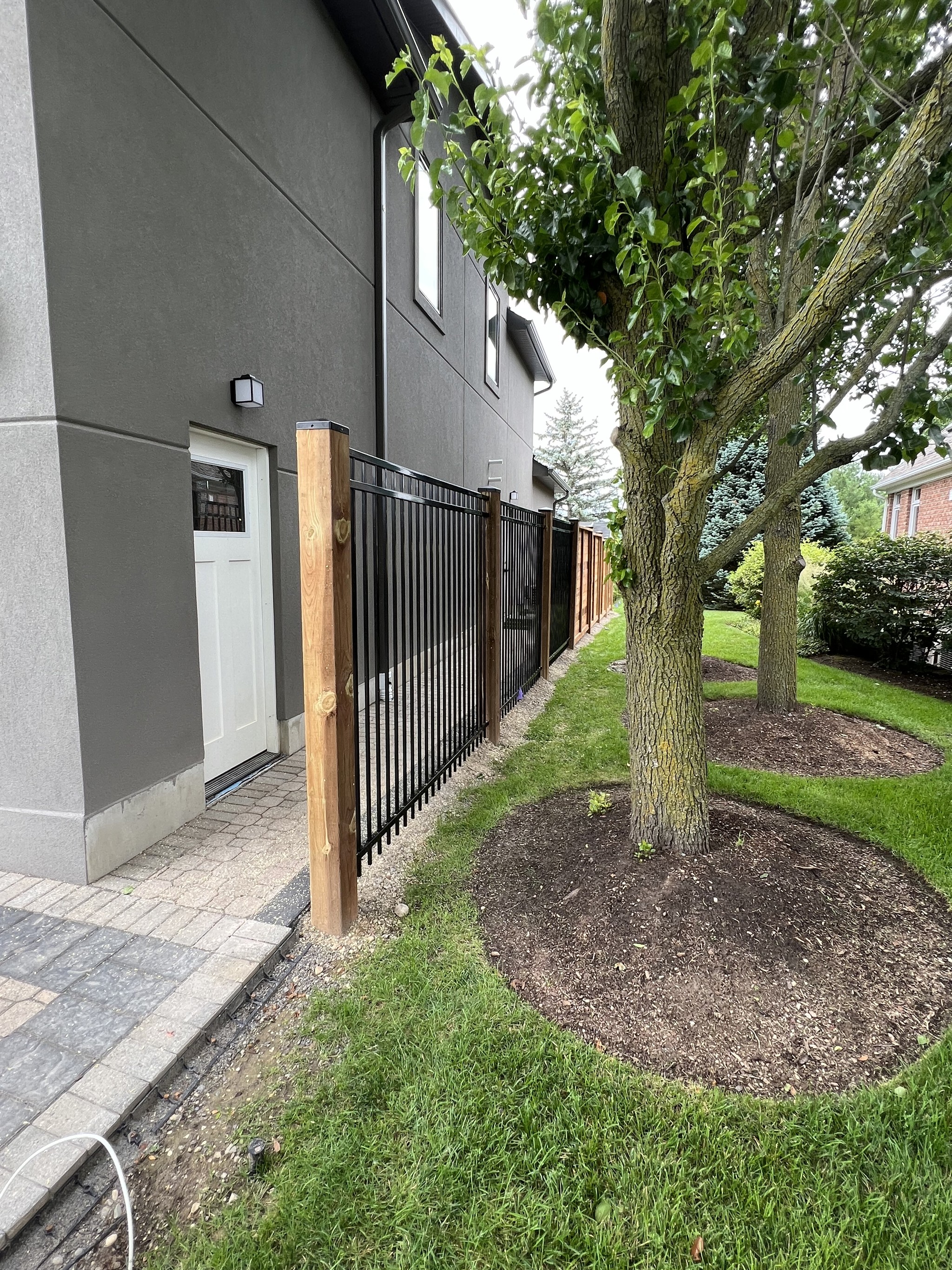 Star Fencing Inc. | Fence & Deck Contractor | Quotes Available