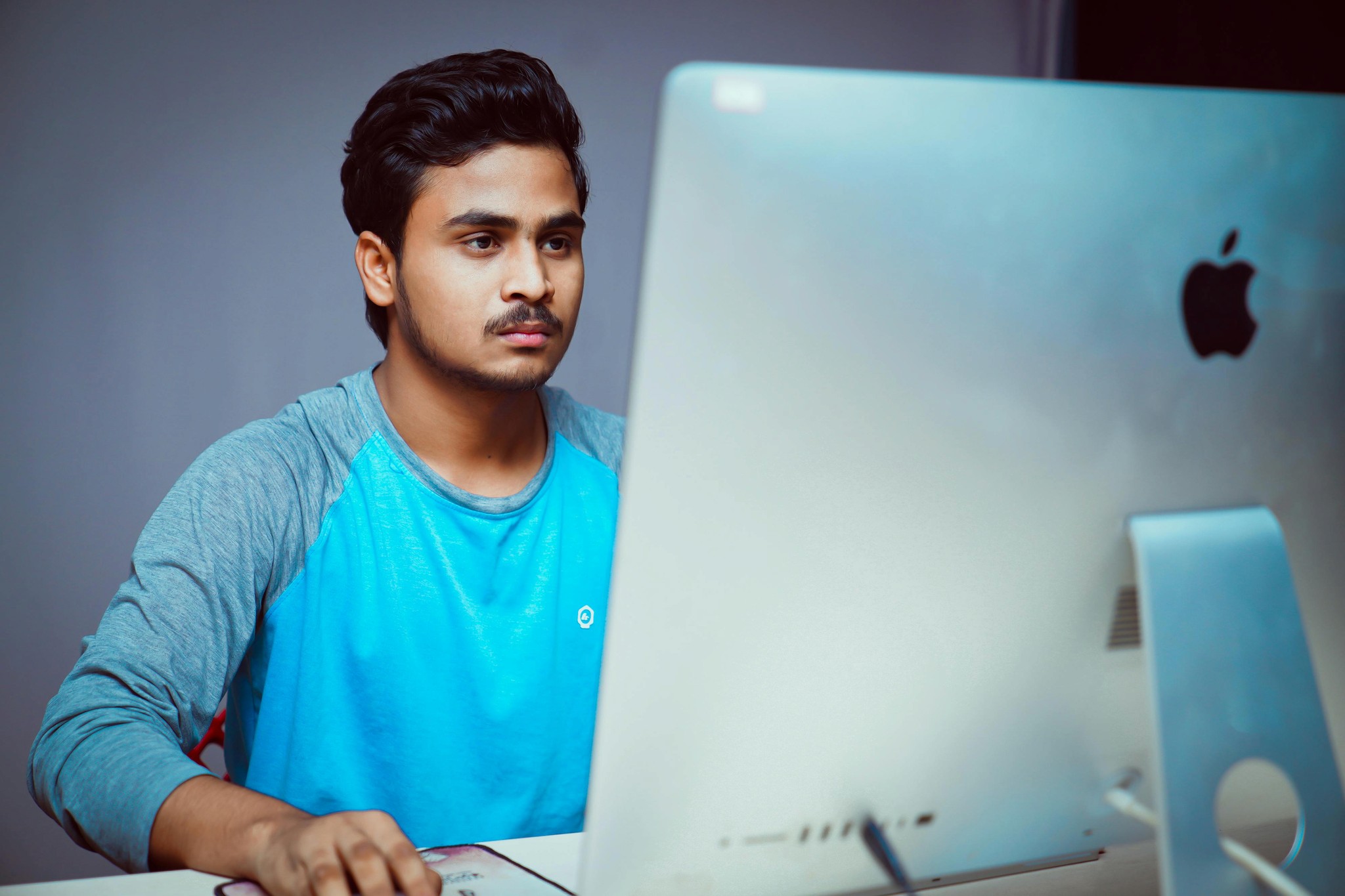 USCIS Case Status: How to Check Processing Times and Track Your Application