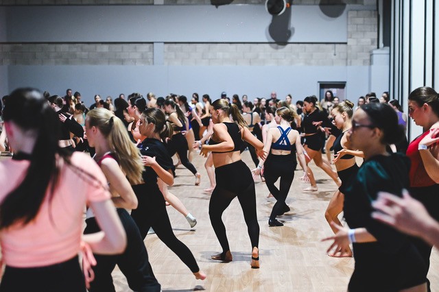 The Super Weekender 2025: An Unmissable Dance Convention!