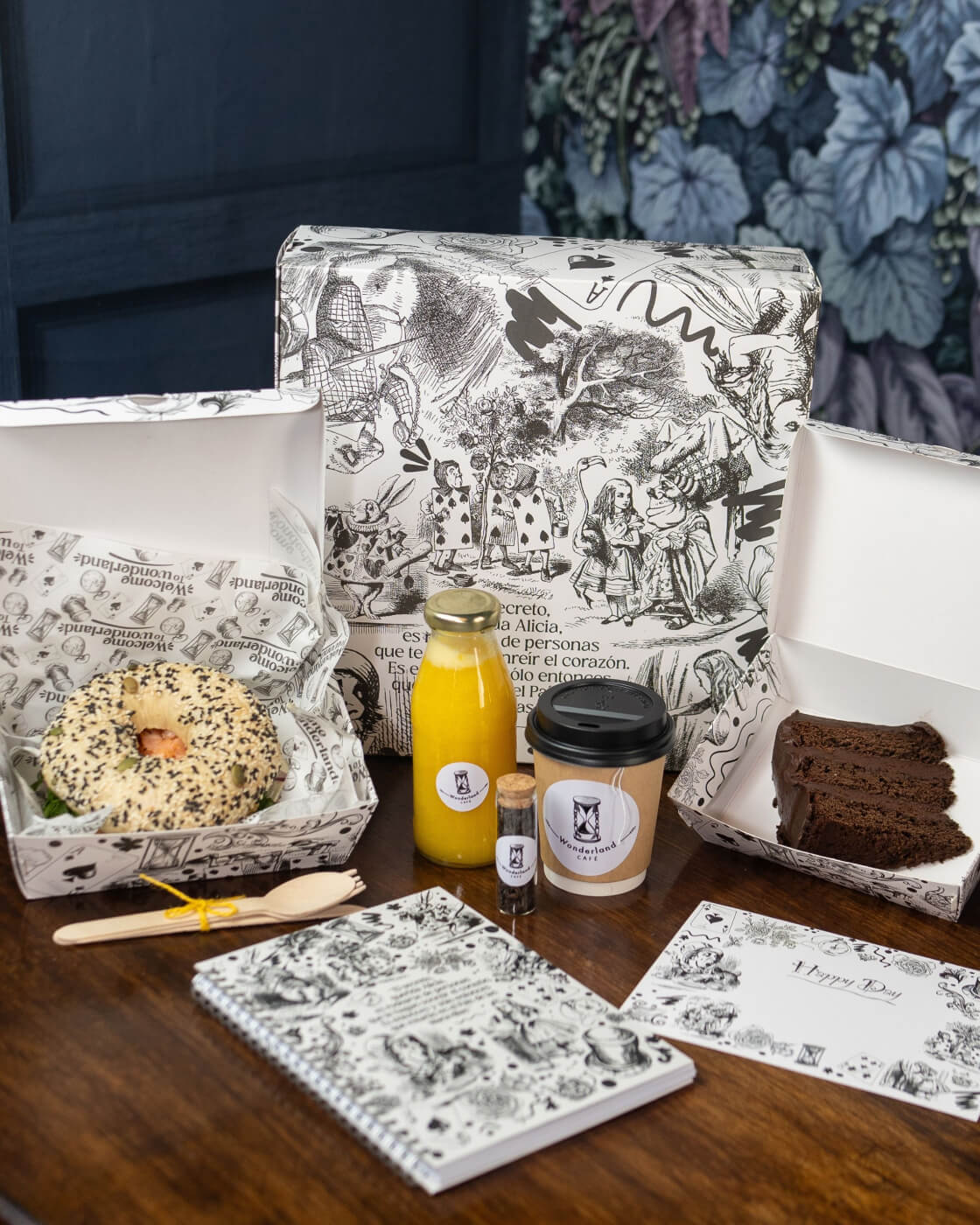 Wonderland Café Chile