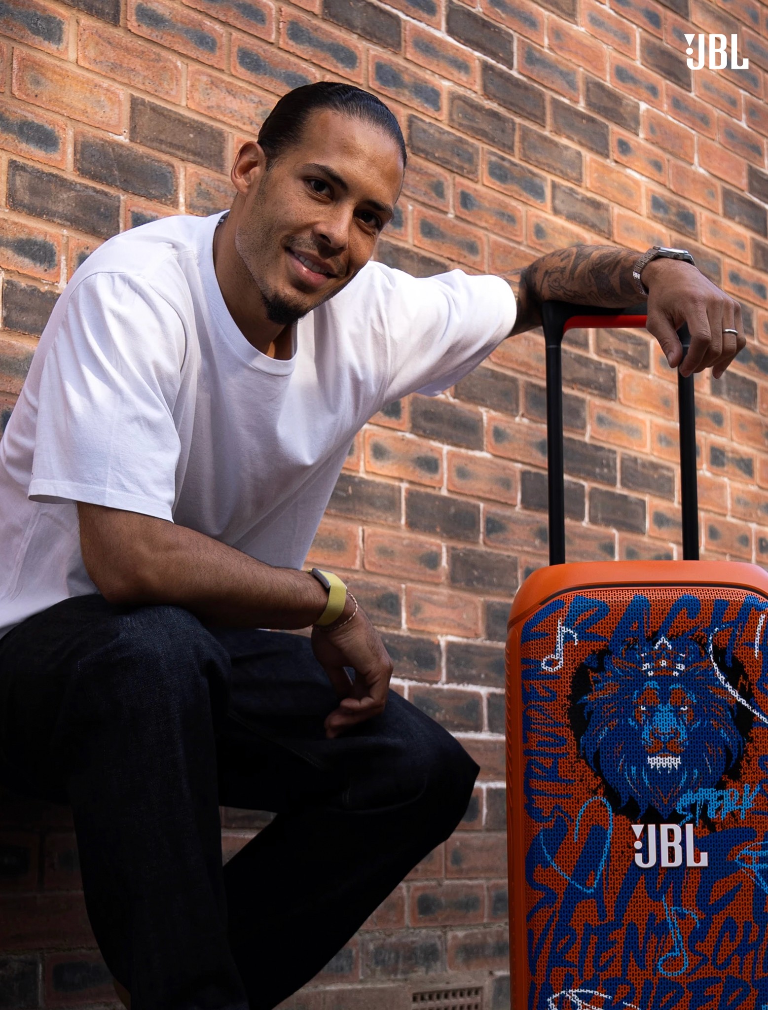 433 Football - cases