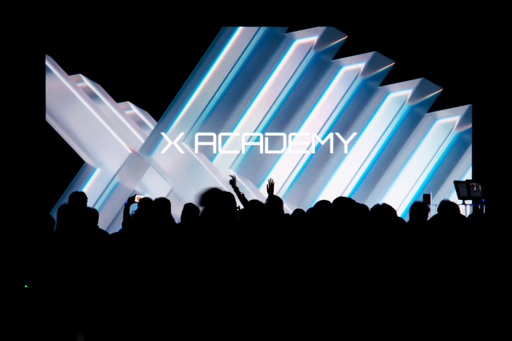 X ACADEMY 未来学院