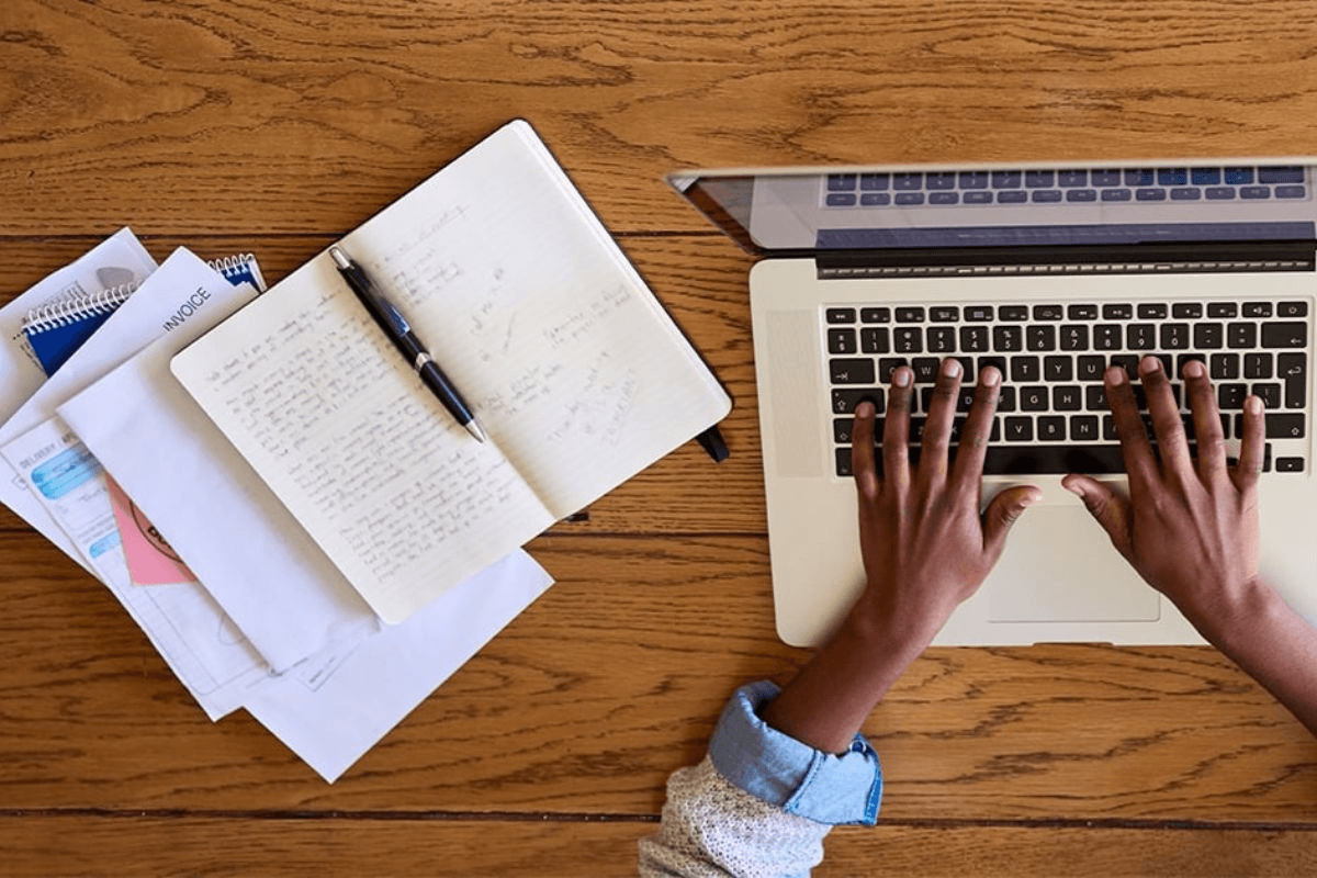 How To Title A Research Paper in 6 Steps — Otio Blog