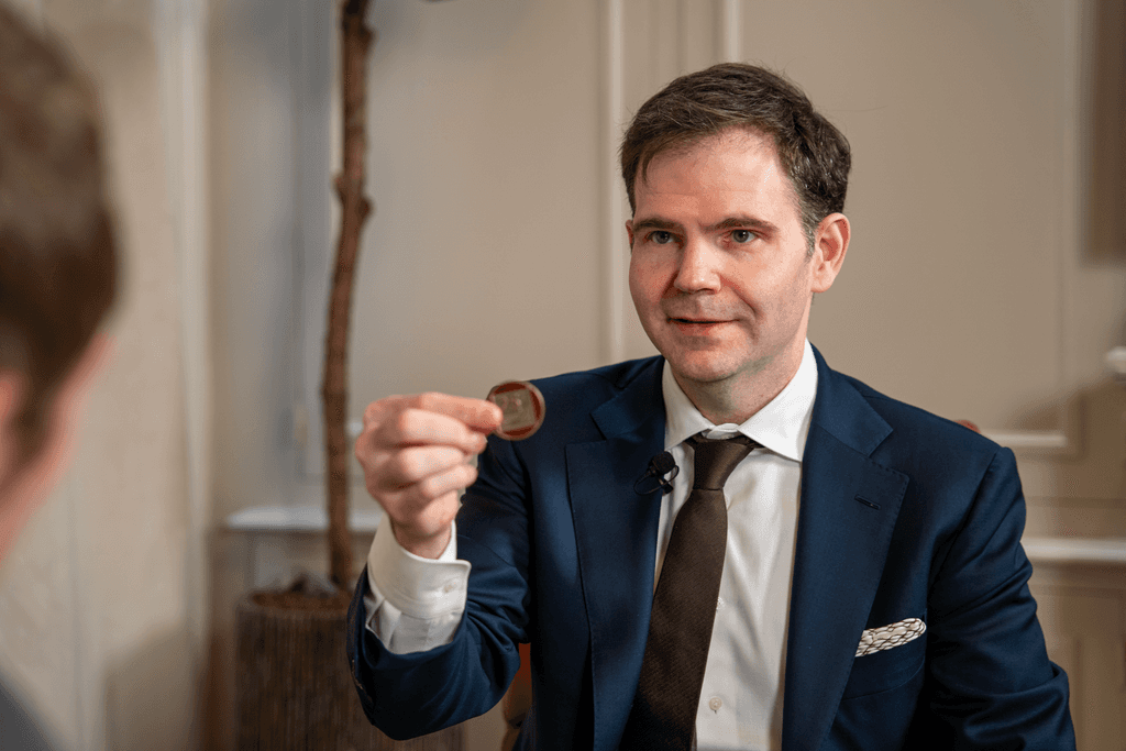 Jonathan Ross, Founder & CEO @ Groq: NVIDIA vs Groq - The Future of ...