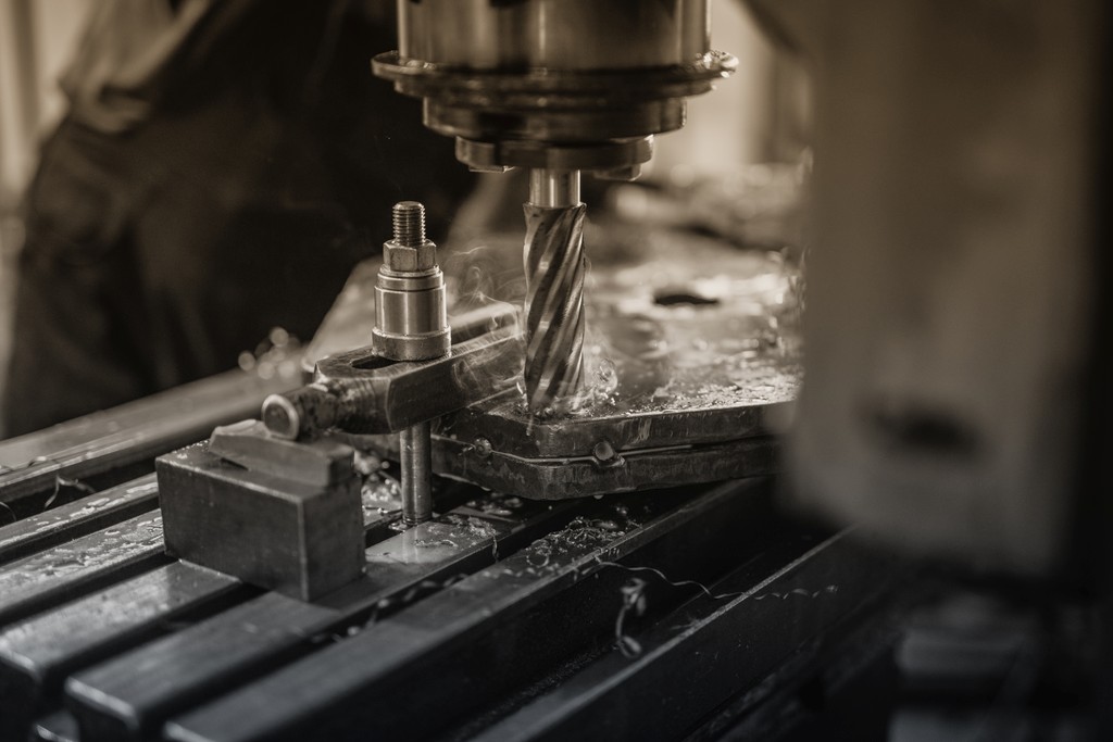 What is a Machine Shop? Components and Industries They Serve
