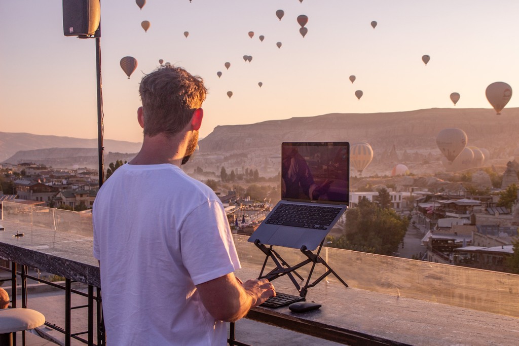 5 Ways to Remote Access Windows from Any Device Easily