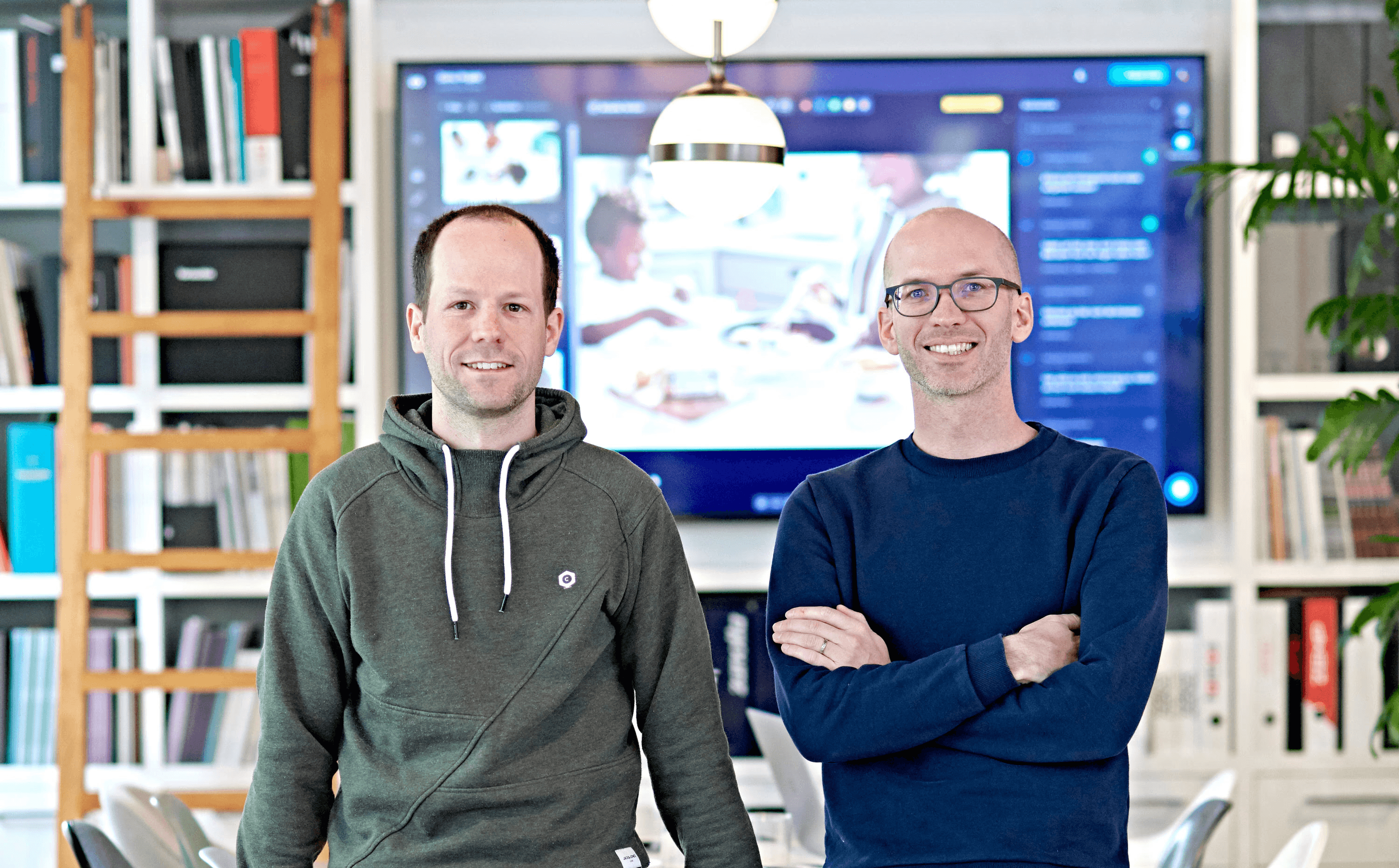 Simplicity Cooperative: Revolutionizing Photo Collaboration - moodcase