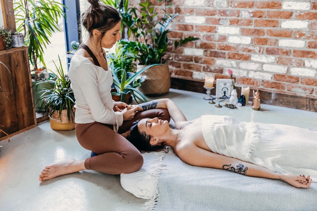 Love Fully Live Freely - HOLISTIC BODYWORK AND INTIMACY COACH