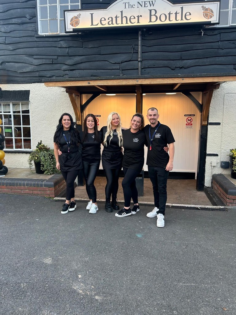 The NEW Leather Bottle – Colchester’s Modern Pub for Food, Fun, and Family