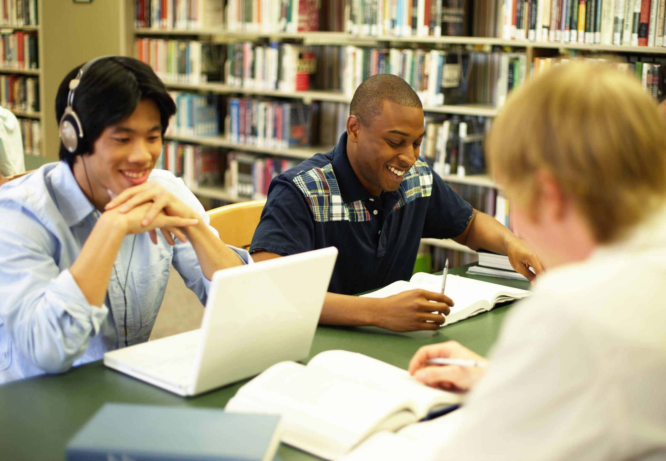 150+ Best Computer Science Research Topics — Otio Blog