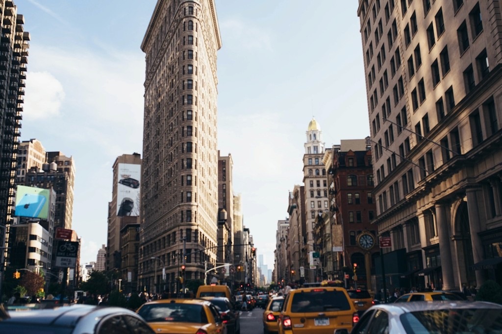 Imprint - Modern co-branded credit cards