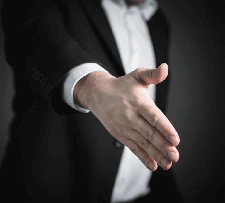 How to Introduce a Speaker in Any Setting (And Amaze Your Audience)