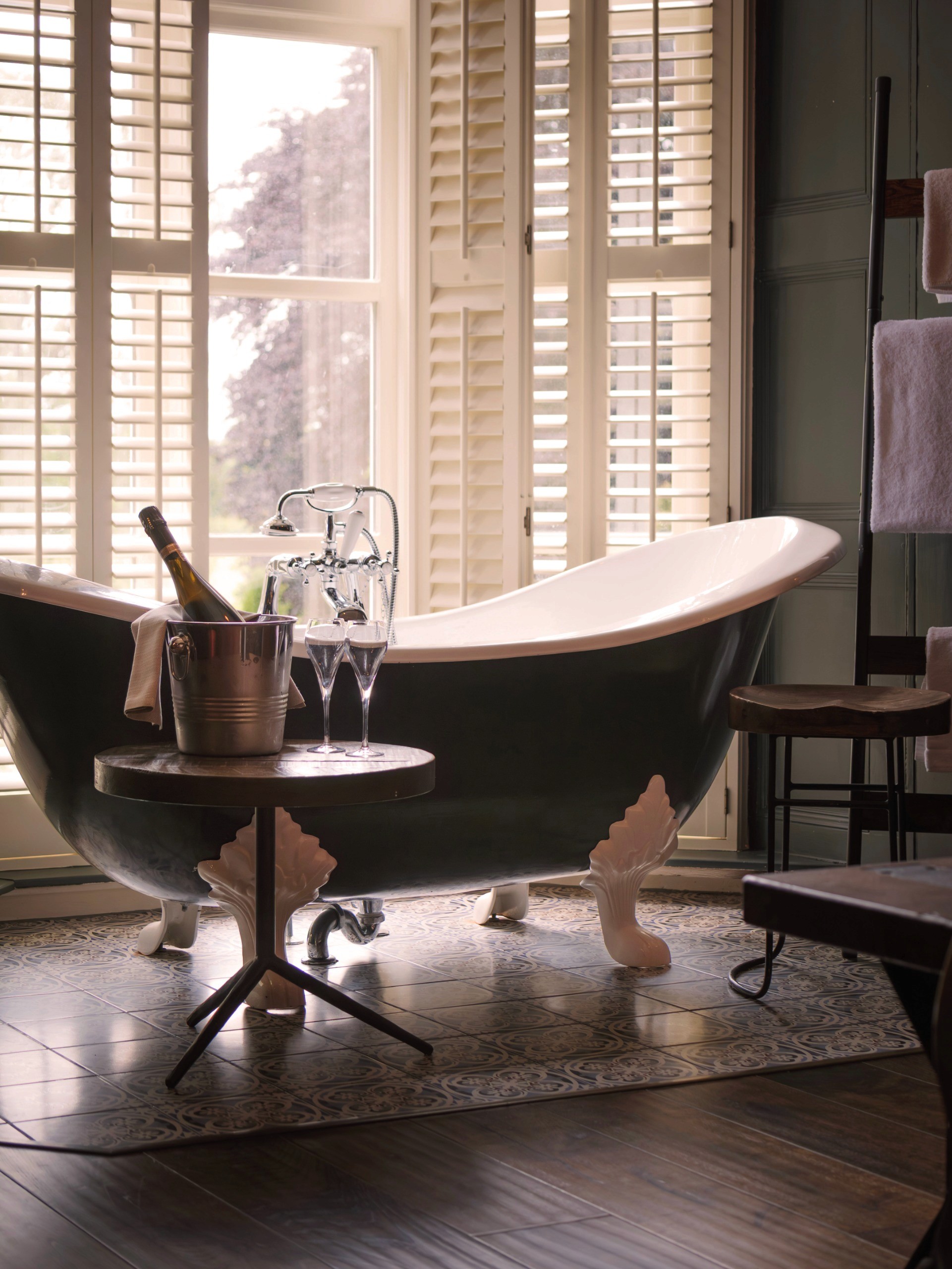 The Priory Hotel & Restaurant: Caerleon Hotel | Caerleon Restaurant