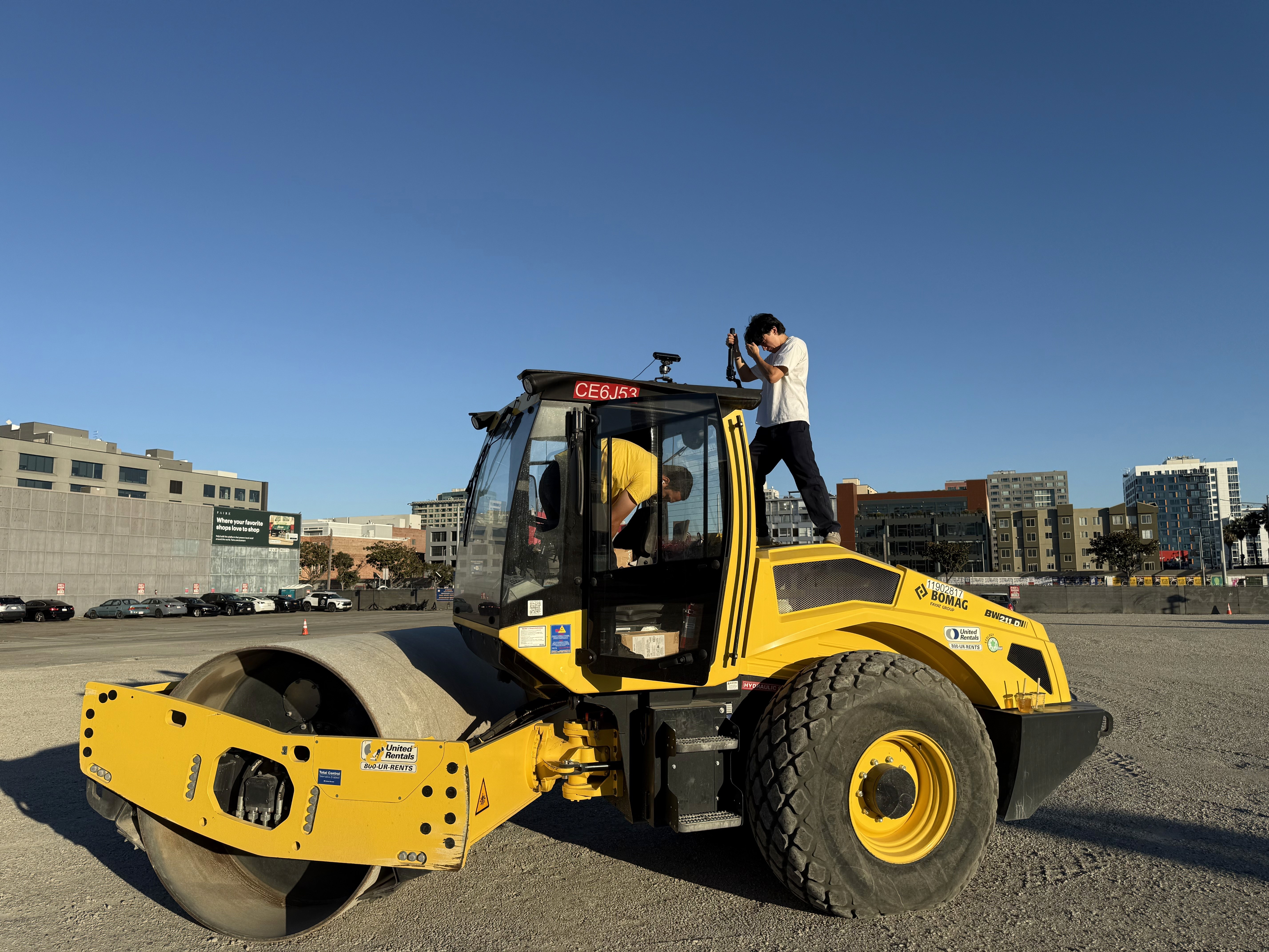 Self-Driving Heavy Equipment for Earthworks | Crewline