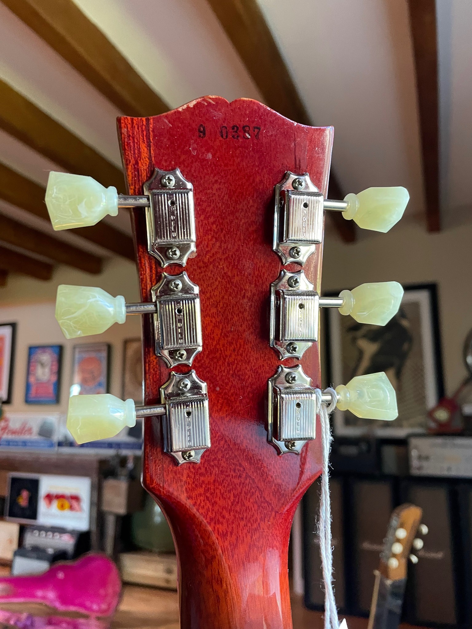 How to Date Gibson SG Guitars | Serial Number & Features Guide