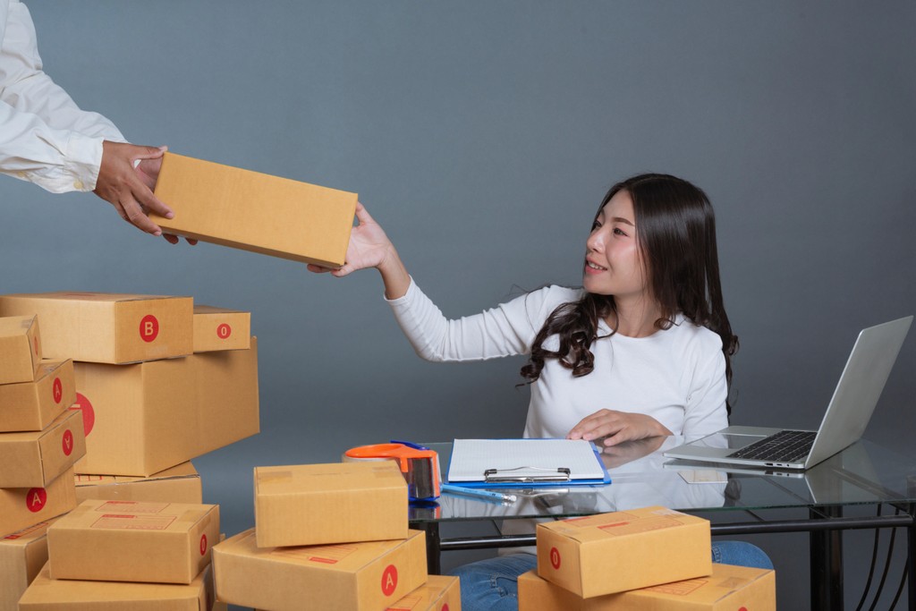 10 Upselling and Cross-Selling Examples to Boost Conversions - Grooic