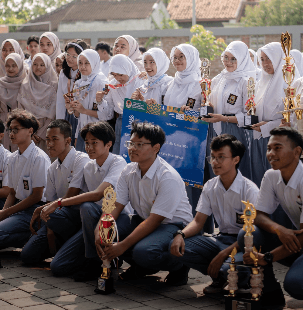 Welcome To SMA Unggulan Rushd