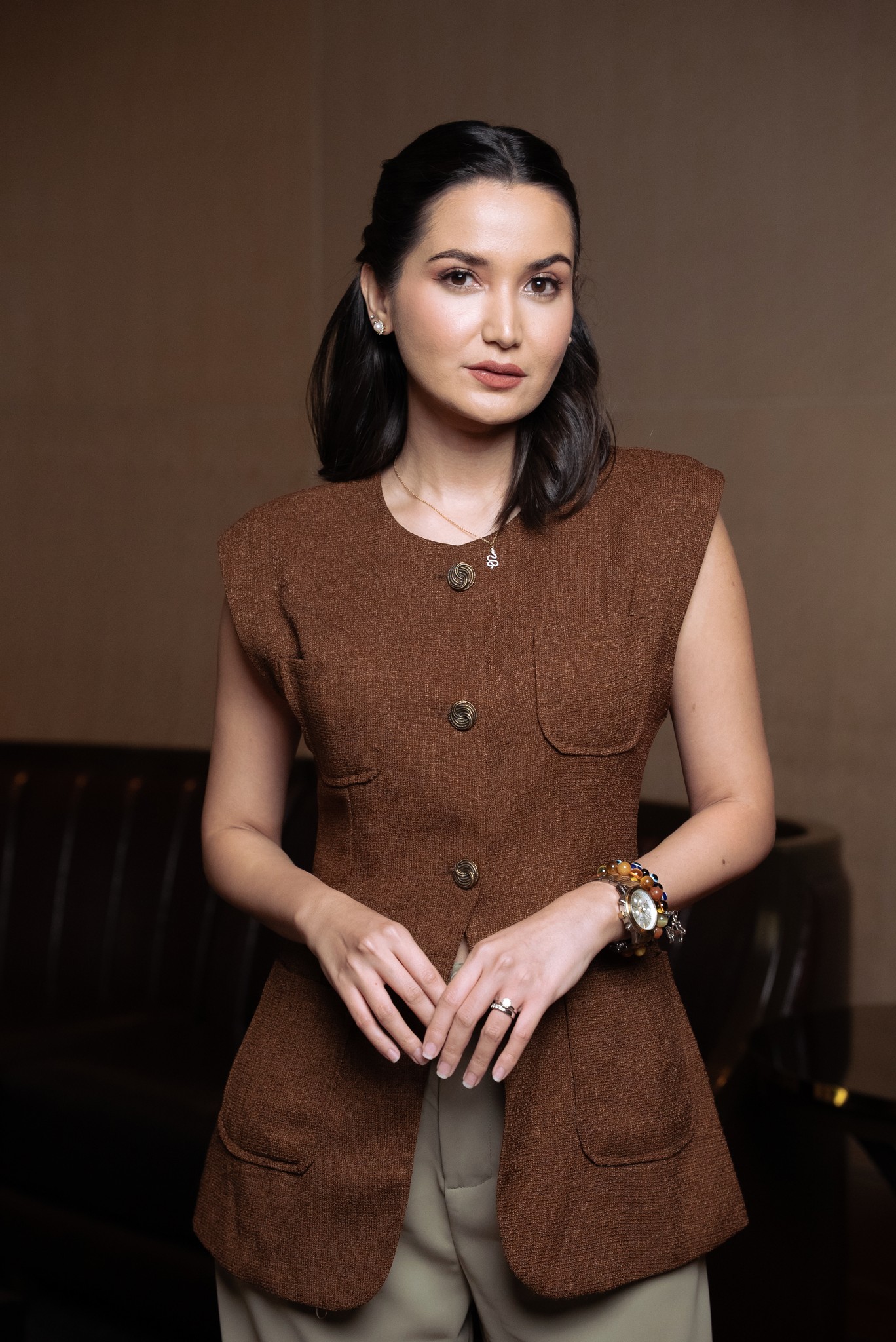 NoneAway | Find Your Happy Place