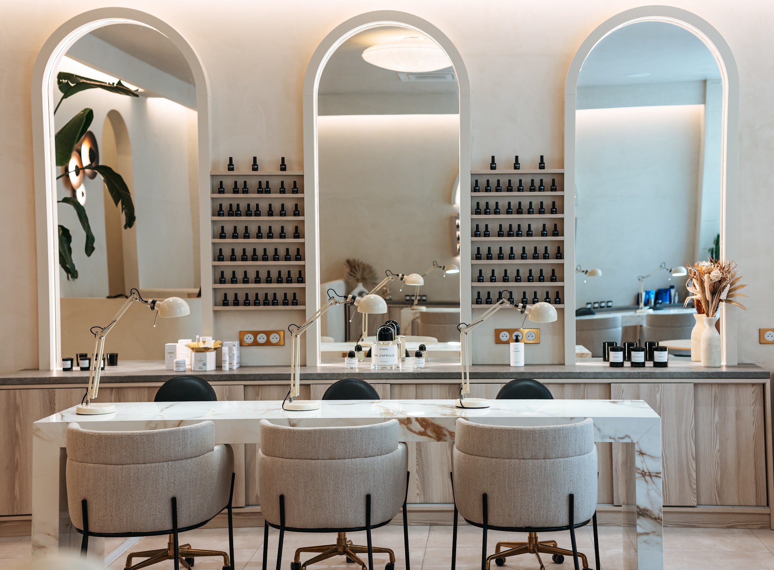 Manikya | Salon de Beauté Paris 1