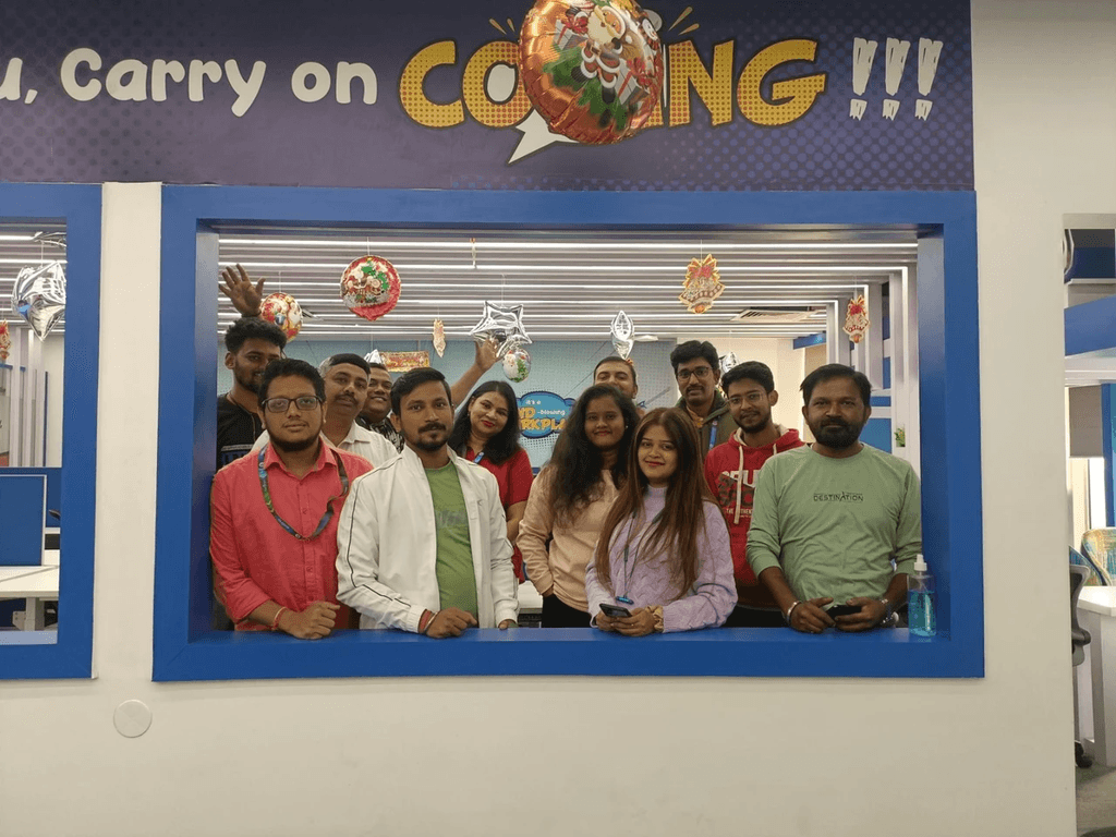 Omind: AI Solutions for Enhanced Digital Connections