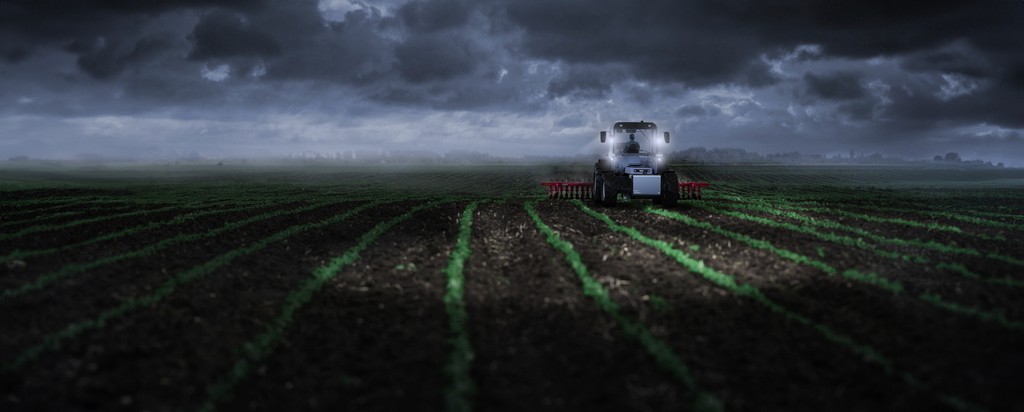 ONOX - Electric Tractor With Swappable Batteries