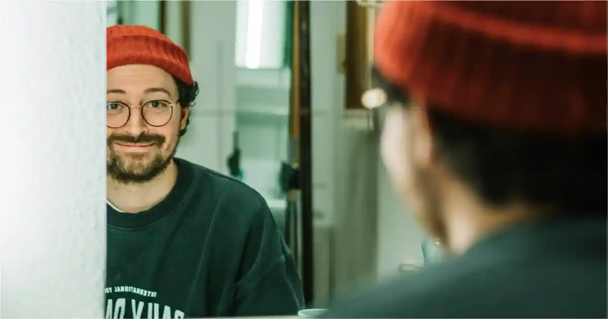 Daniel Wolfson • Comedian