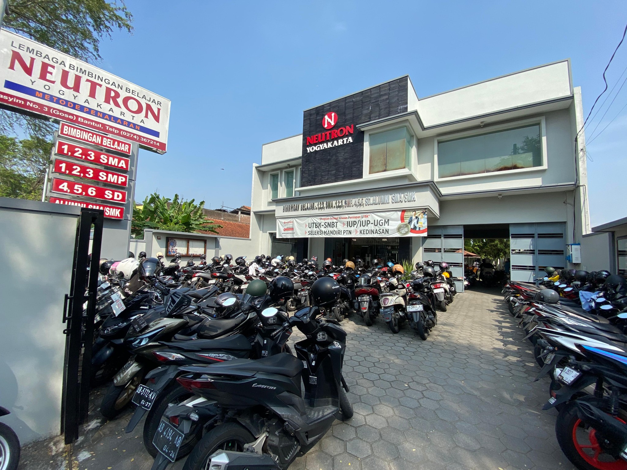 Neutron Yogyakarta 5 - Neutron Yogyakarta