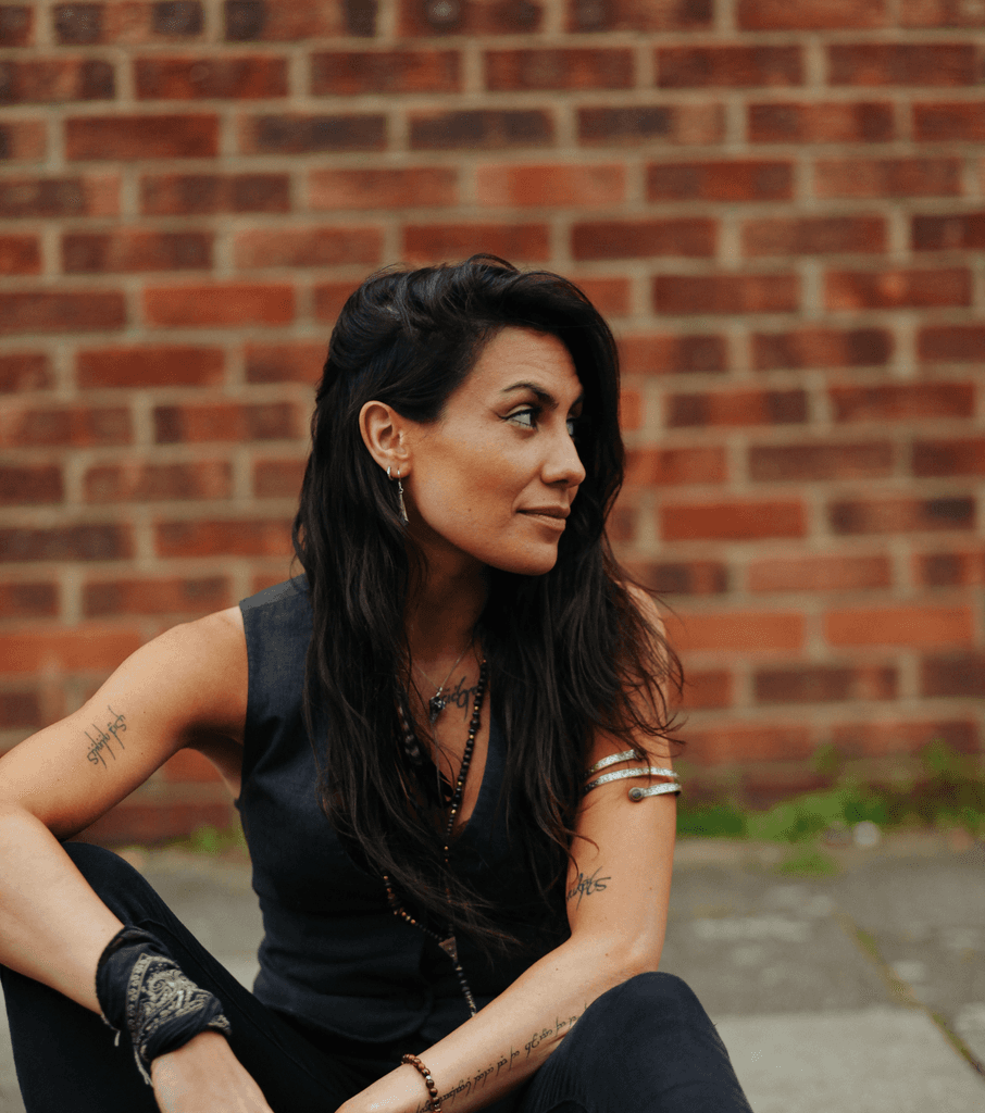 Roma Wells | 6th Vision