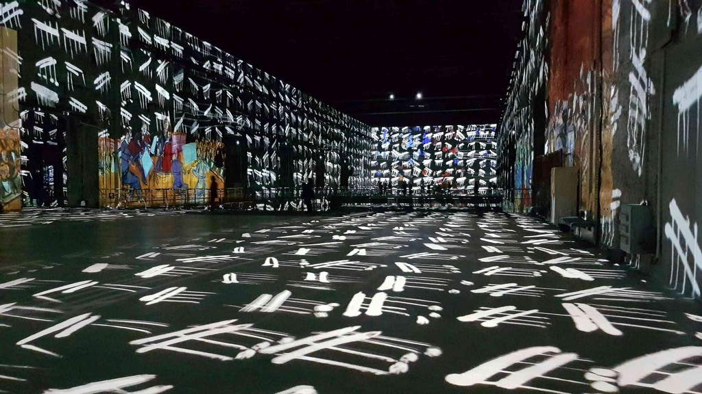 Projection Mapping | A Complete Guide to Interactive Projection Mapping