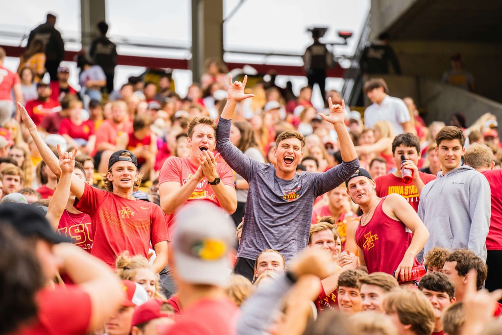 FCS Football Top 25 - FCS Standings, FCS Rankings, and FCS Playoff Brackets