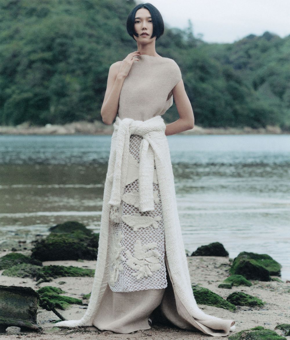 15 Best Japanese Models in 2024 [Male & Female]