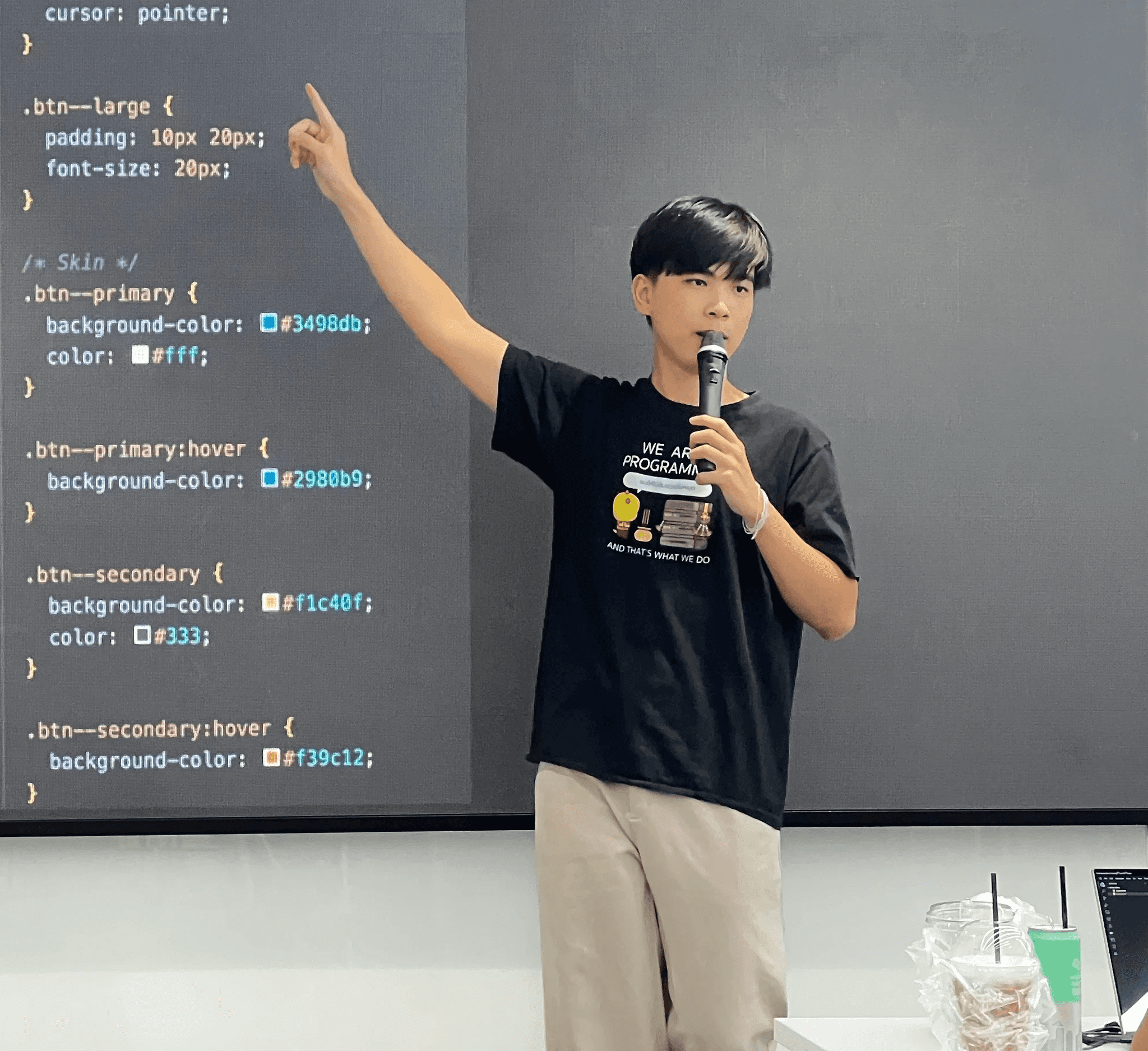 อบรมเทคโนโลยีและการพัฒนาซอฟต์แวร์สำหรับองค์กร | borntoDev Corporate Training