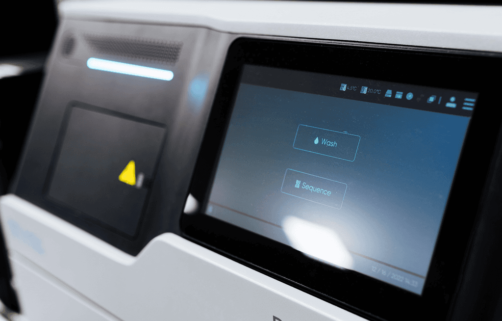 DNBSEQ-G50 | The Desktop Sequencer that Packs a Punch