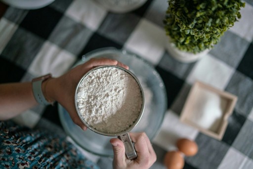 What’s in Your Protein Powder? A Dietitian’s Guide