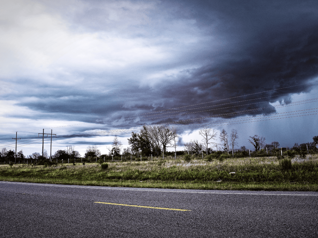 Storm Chaser Roofing Scams in Tulsa: 12 Red Flags to Spot